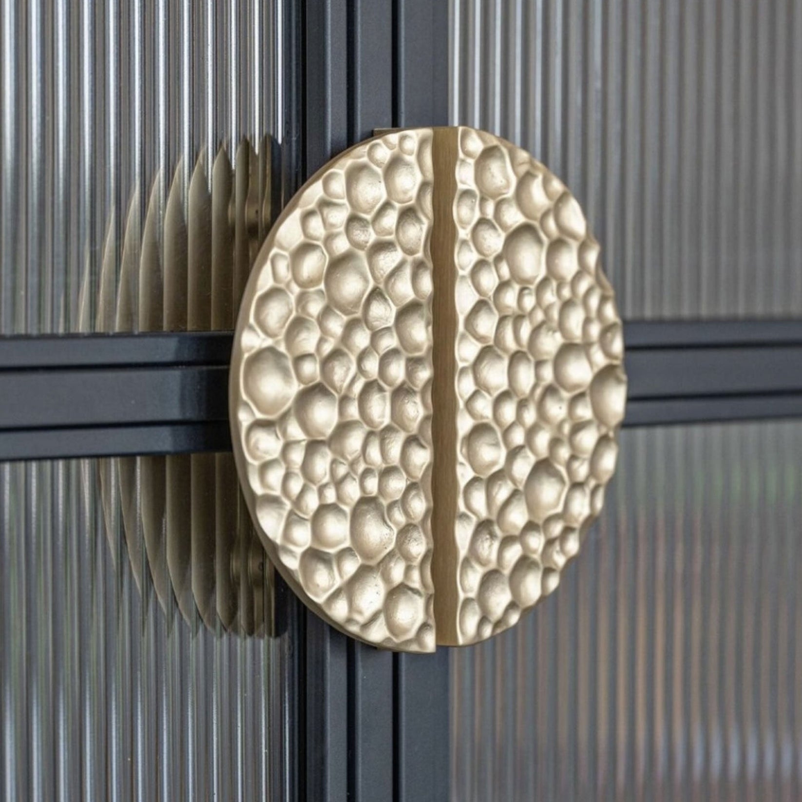 Moon Pull – Studio Marchant